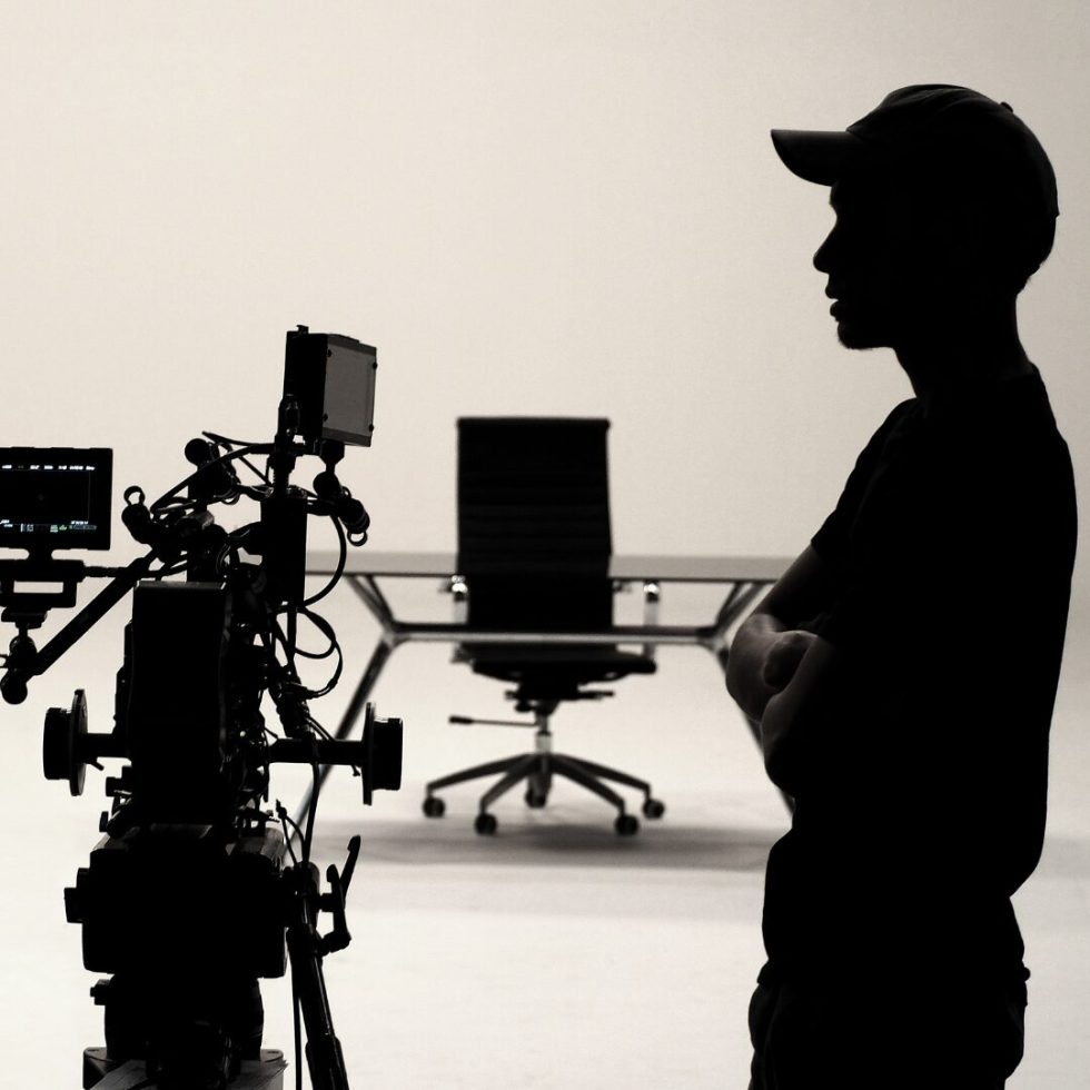 The Undeniable Power of Behind-the-Scenes Content: Building Connections ...